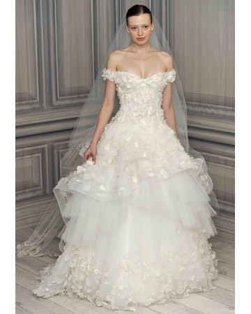 En Ünlü Tasarımcıların Gelinlik ve Nişan Elbisesi Koleksiyonu